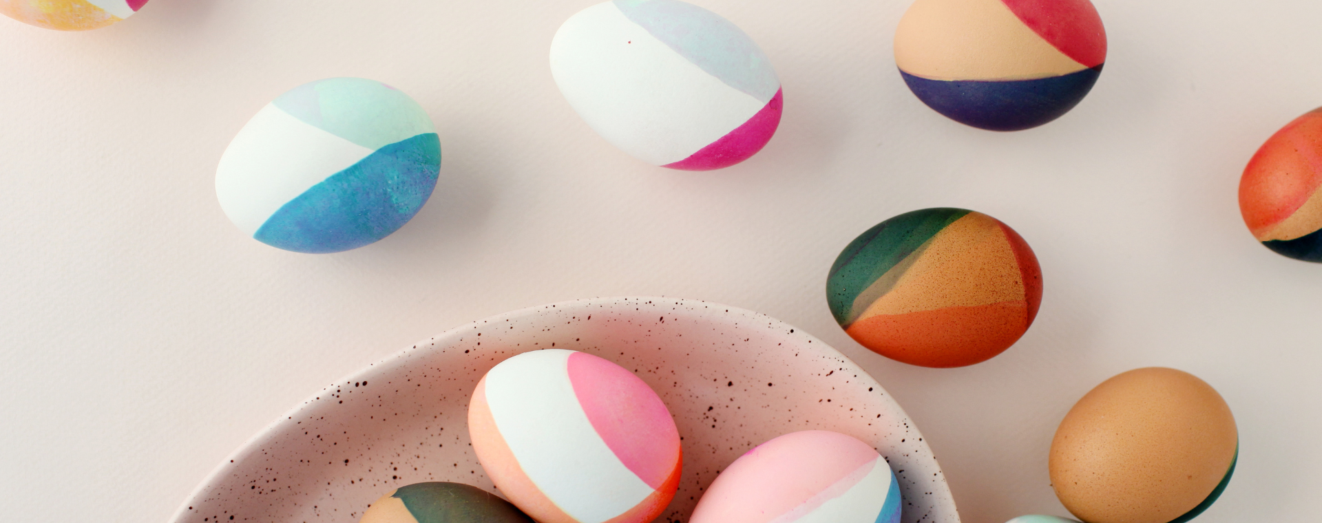 Dakota Layers | How to Decorate Color-Blocked Eggs
